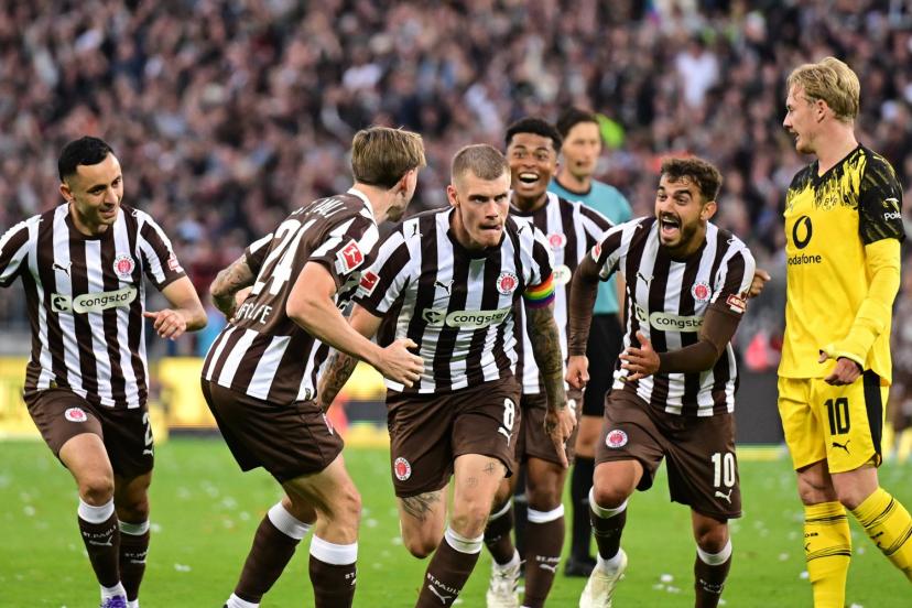 Après avoir mené de deux buts, le Borussia Dortmund concède le nul à ...