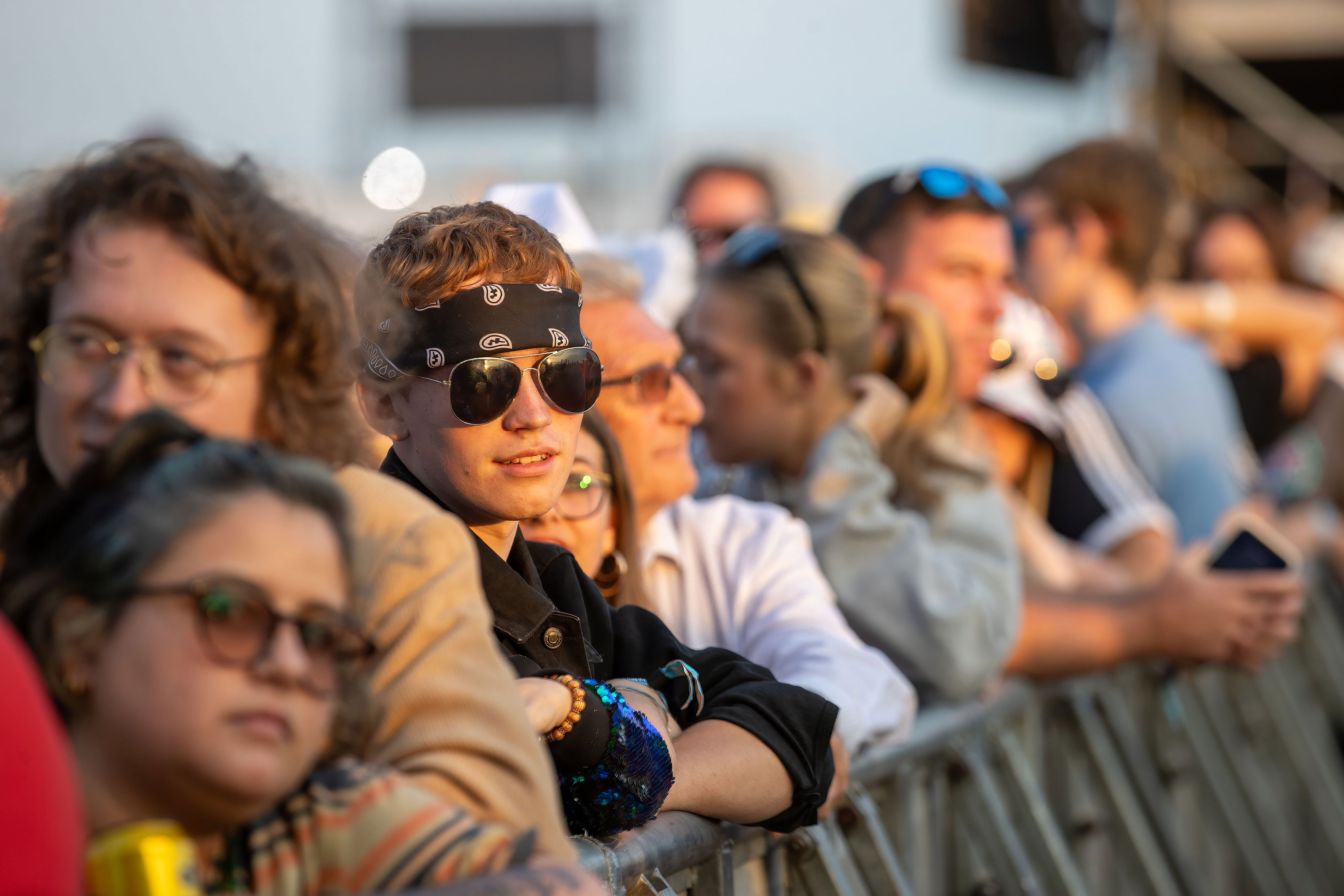 Travis delight Victorious crowds with spine-tingling set - in pictures