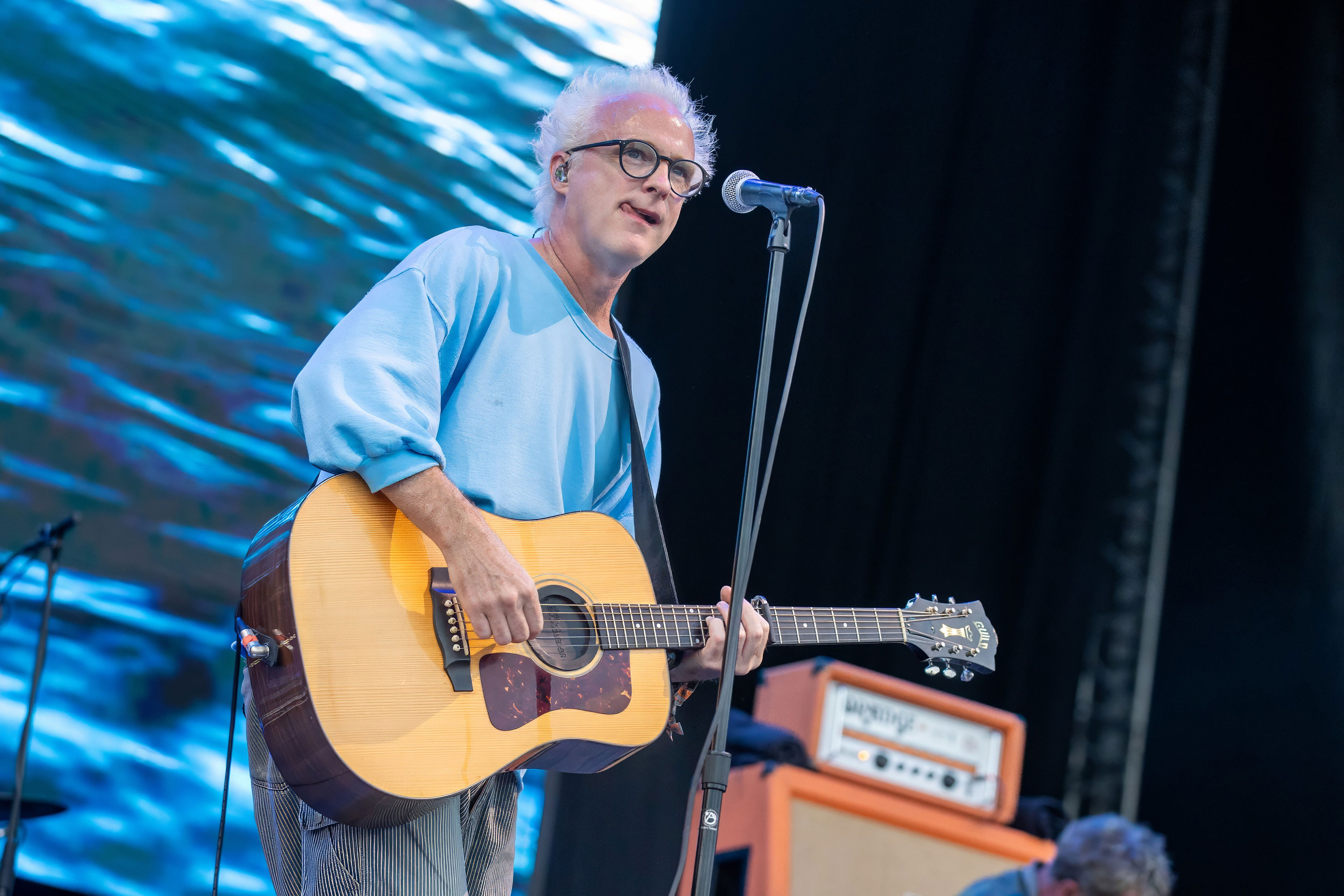 Travis delight Victorious crowds with spine-tingling set - in pictures