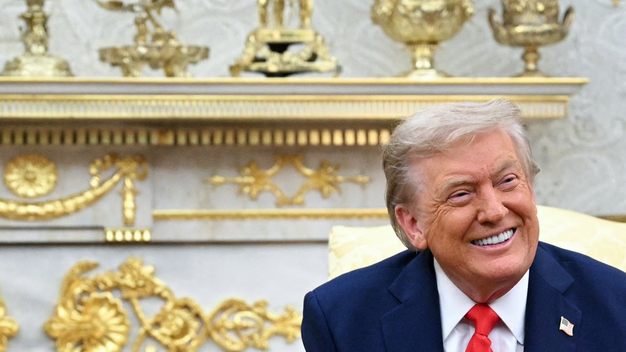 Rating Trump's golden White House makeover