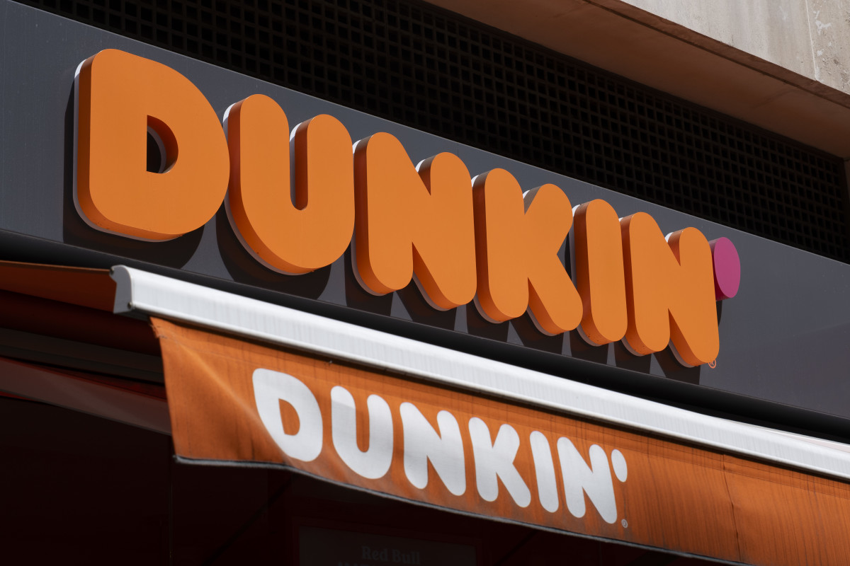 Dunkin' Customer Warns to Check Receipt After Spotting 'Wellness' Fee