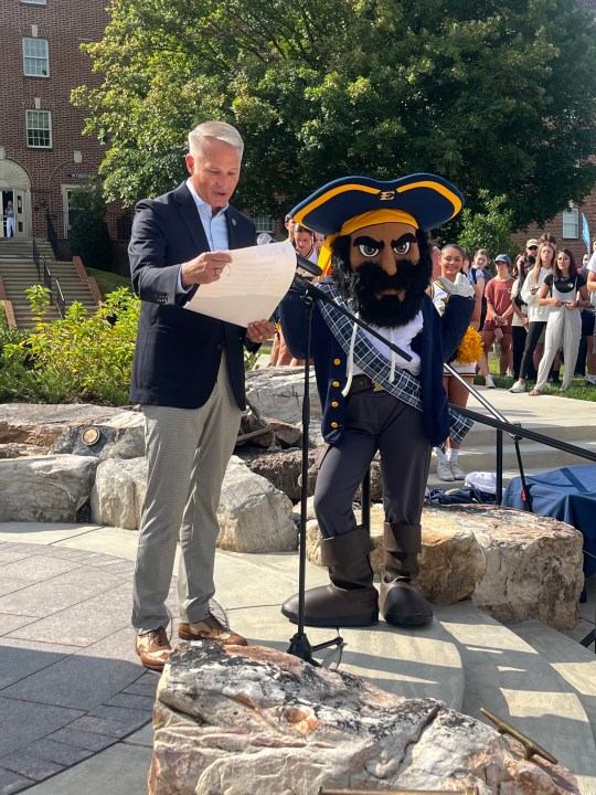 ETSU unveils bronze ‘Bucky’ statue in celebration of mascot’s birthday