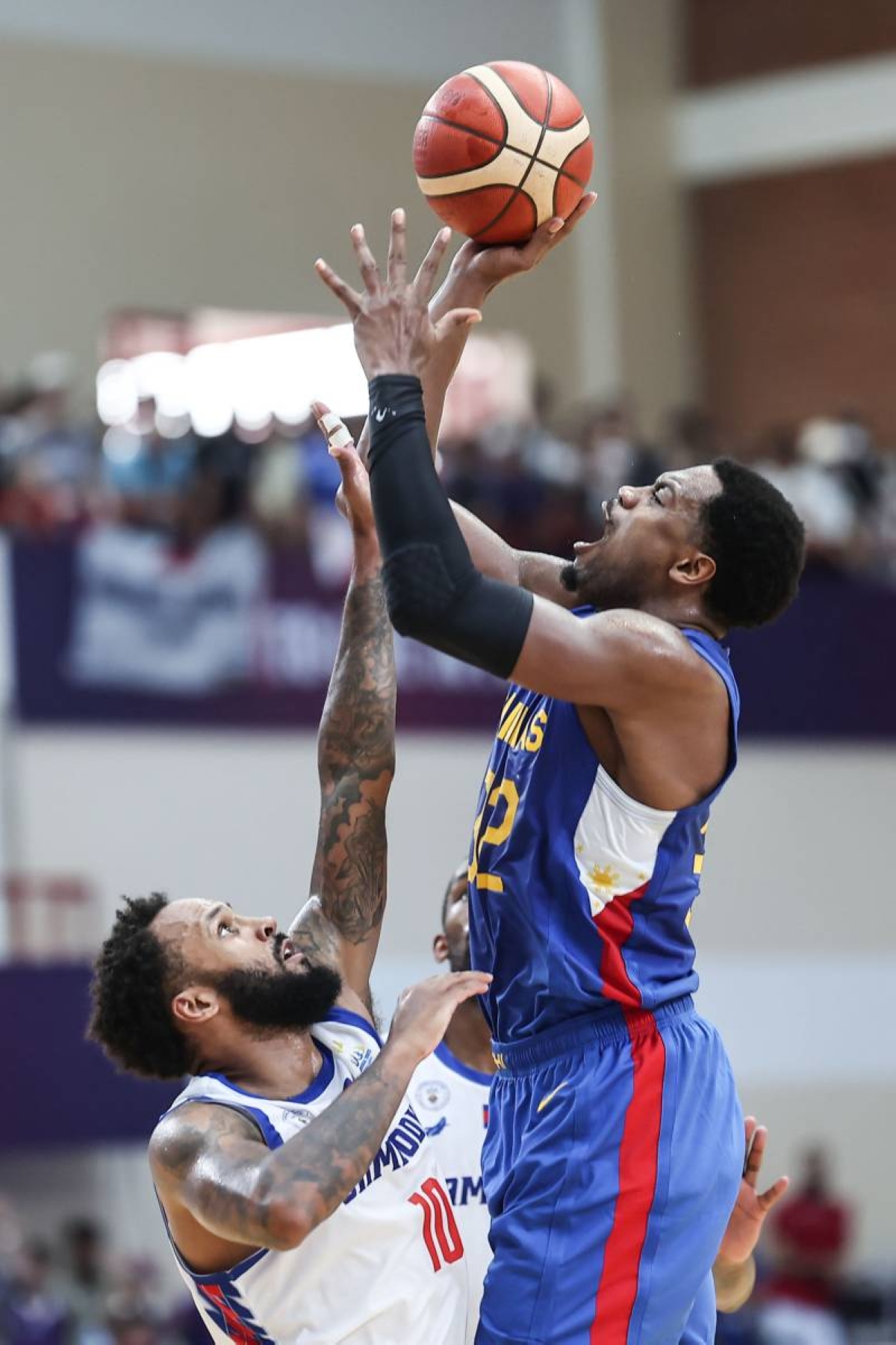 Bolts eye Justin, Rondae as imports