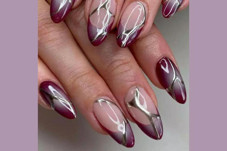 7 Nail Art Maroon Motif Buat Tampilan Lebih Elegan
