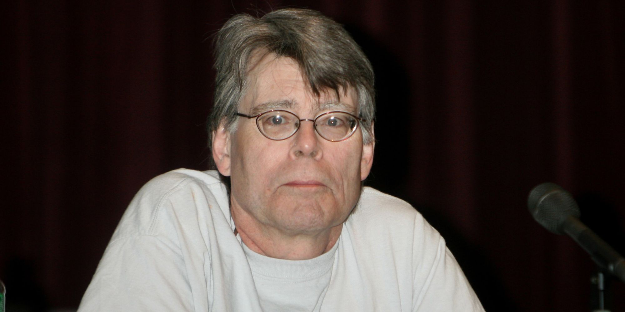The Underrated Masterpiece Of Stephen King's 1408: A Haunted Hotel Story