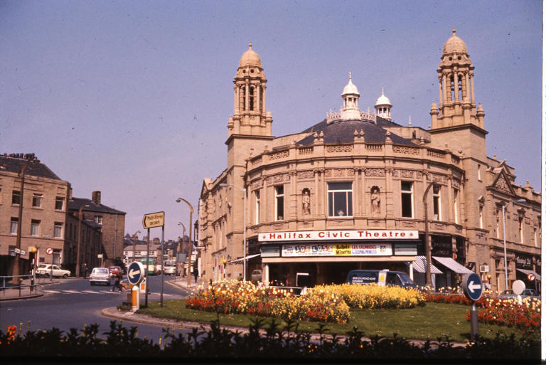 NOSTALGIA: Have a look at these 18 fantastic photos showing life in ...