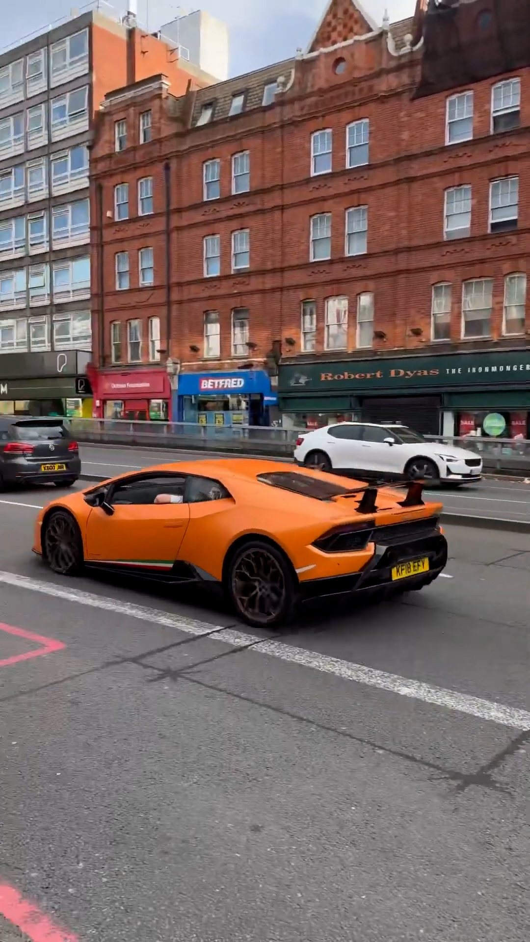 V10 Engine Sound Captured