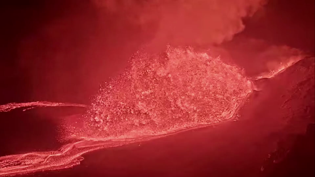 USA: Vulkan Kilauea bricht aus und schießt Lava 100 Fuß hoch in den Himmel