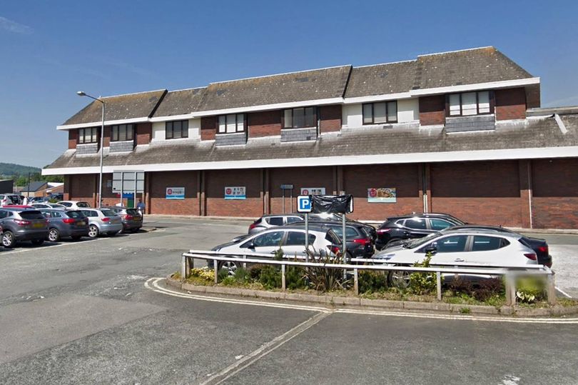 Government promises asylum appeals overhaul after weekend of protests