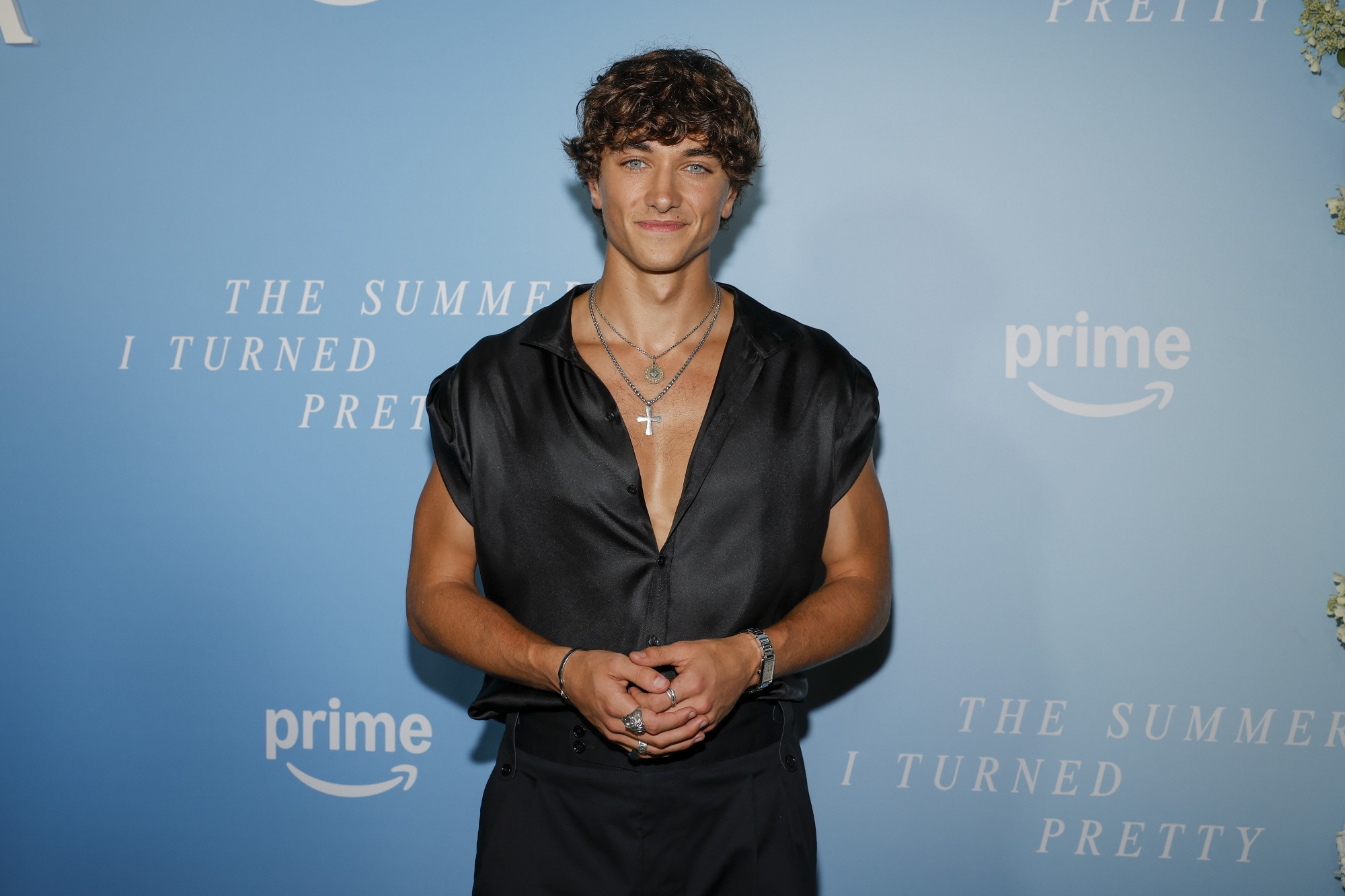 The Summer I Turned Pretty-acteur Gavin Casalegno kijkt niet meer op ...