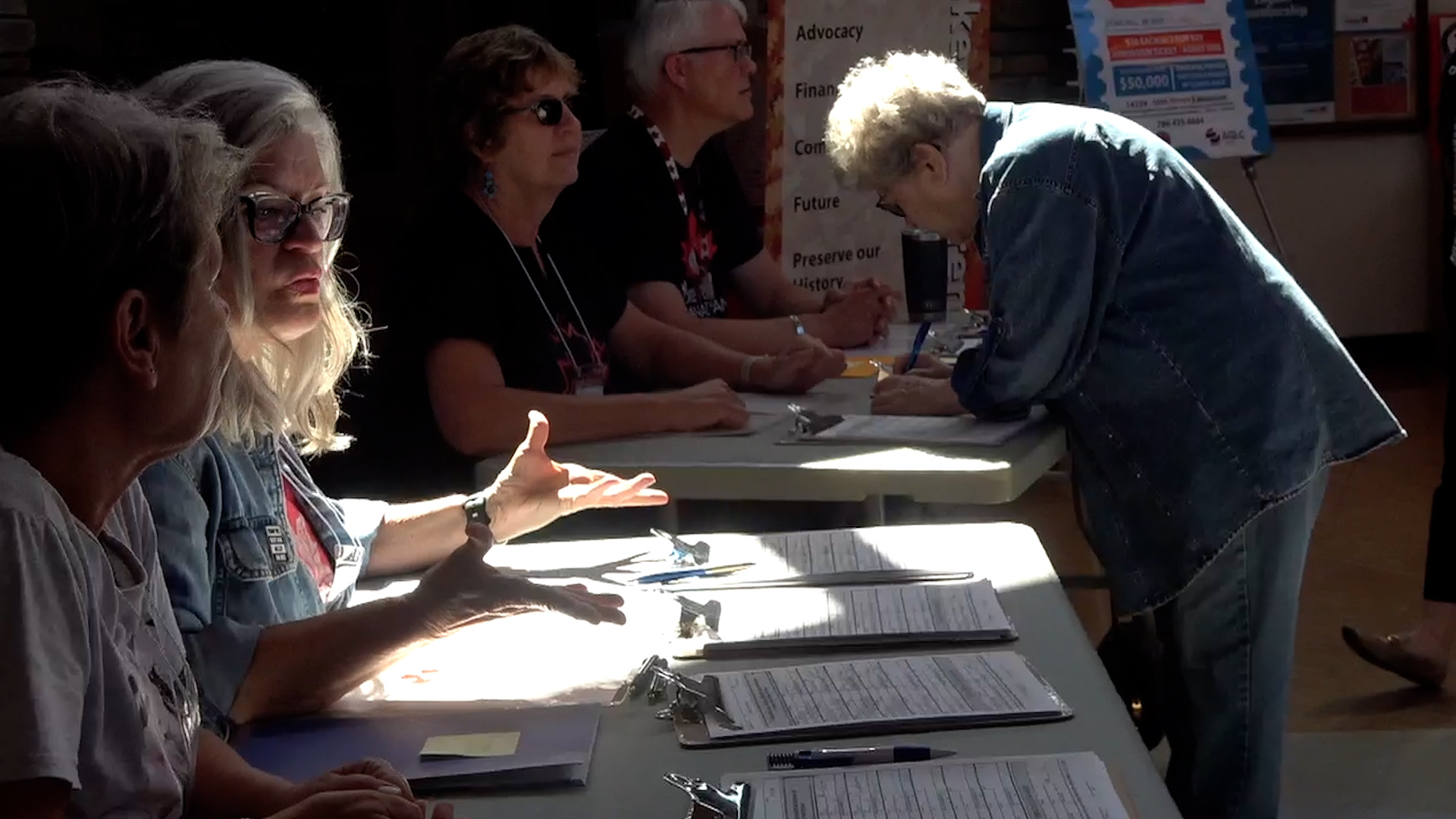 Ex-politico leads Alberta's pro-Canada petition