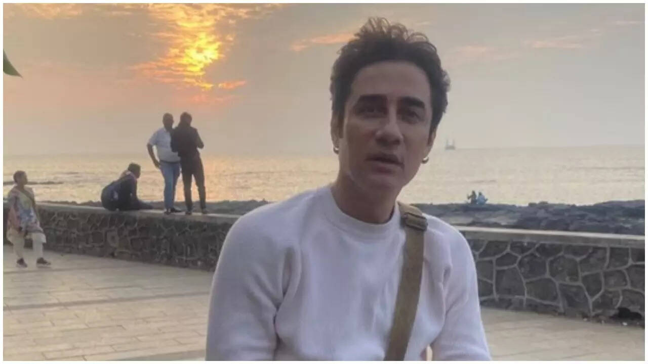 Faissal Khan to direct multi-starrer film after cutting ties with Aamir ...