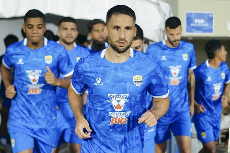Ujian Berat Maung Bandung, Mampukah Persib Kalahkan Borneo FC dengan Amunisi Baru?