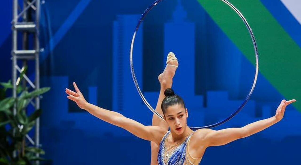 Sofia Raffaeli è oro mondiale al cerchio e bronzo alla palla: la ginnasta marchigiana scrive la ...