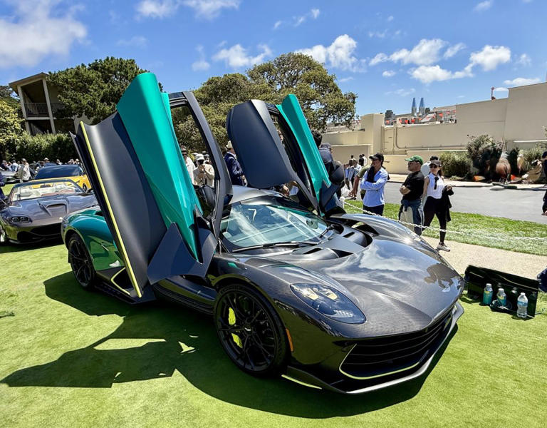 Aston Martin Valhalla Hybrid Supercar: Dynamic Performance Technology