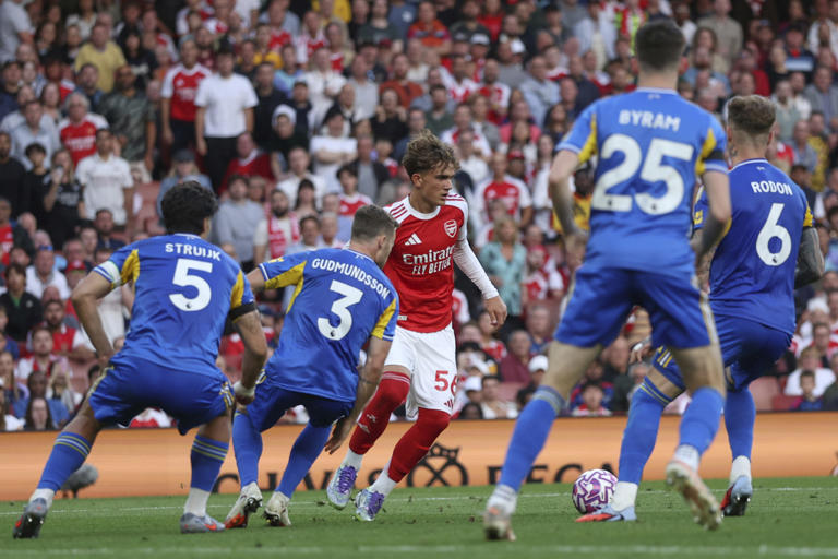 A los 15 años, Max Dowman hace historia en la Liga Premier con el Arsenal