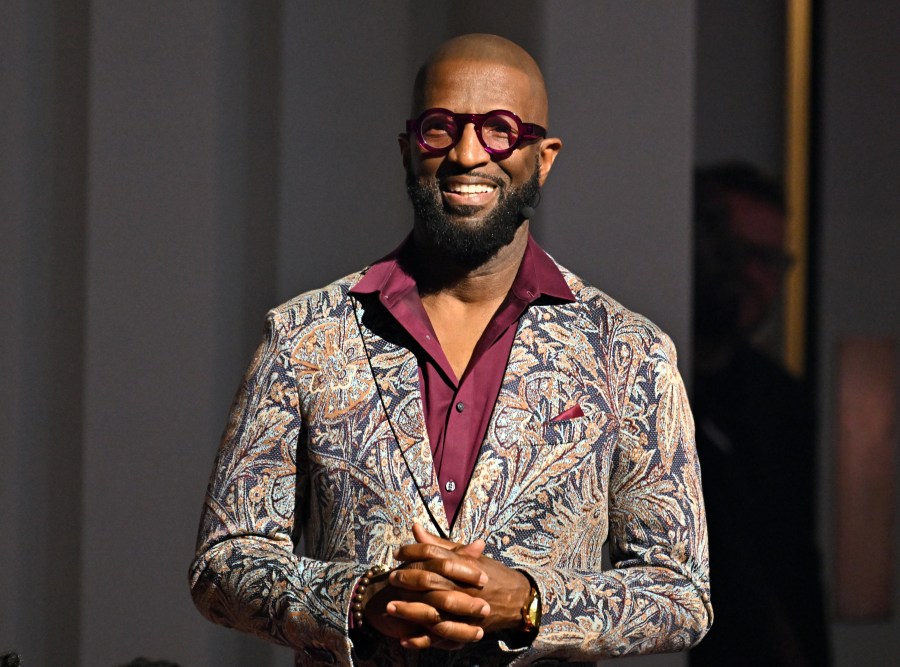 Rickey Smiley & friends to bring live comedy to Longview