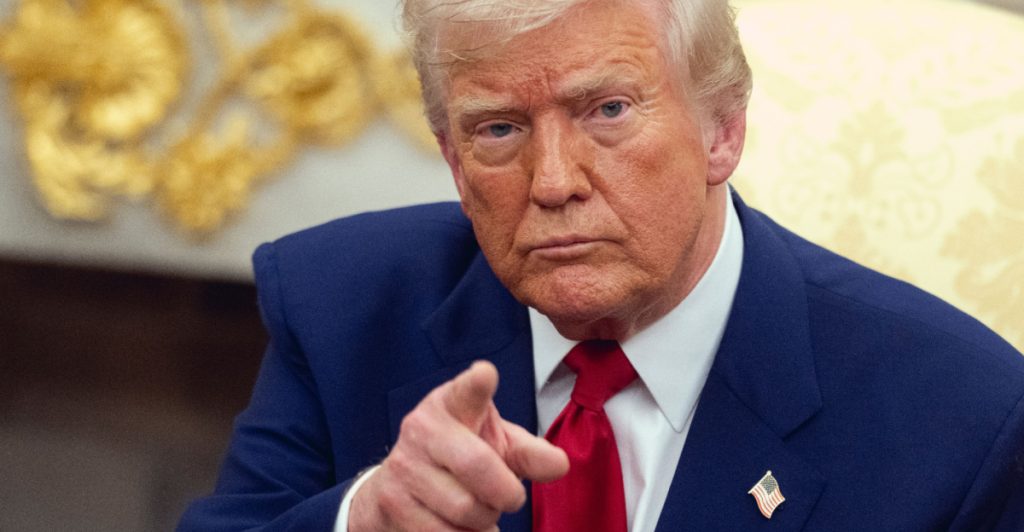 Donald Trump uden filter: Privat besked fra Emmanuel Macron delt på medie