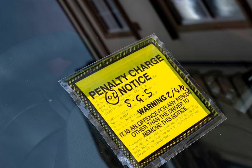 Urgent warning to drivers not to fall for sneaky parking fine text that ...