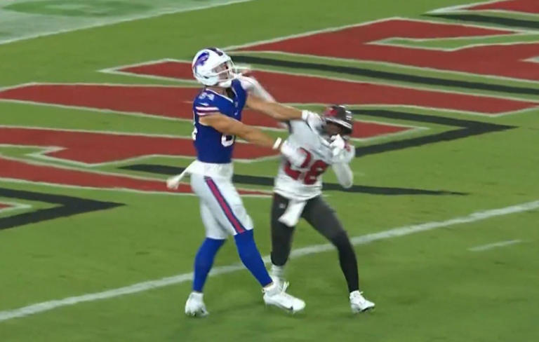 Shilo Sanders waived by Buccaneers after getting ejected for throwing ...