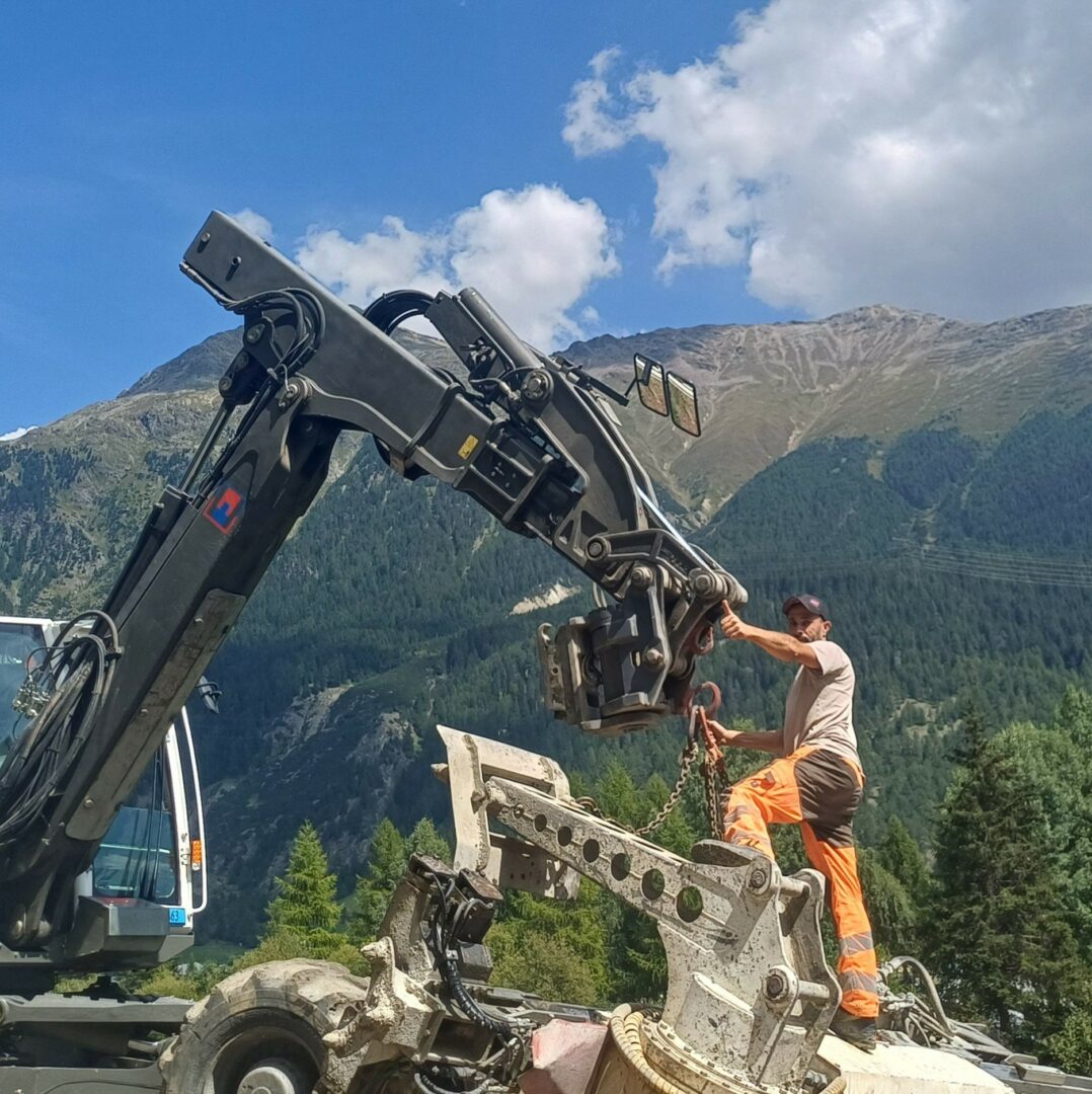 Precipitato in una zona impervia nel Comasco: Samuele Guggia di ...