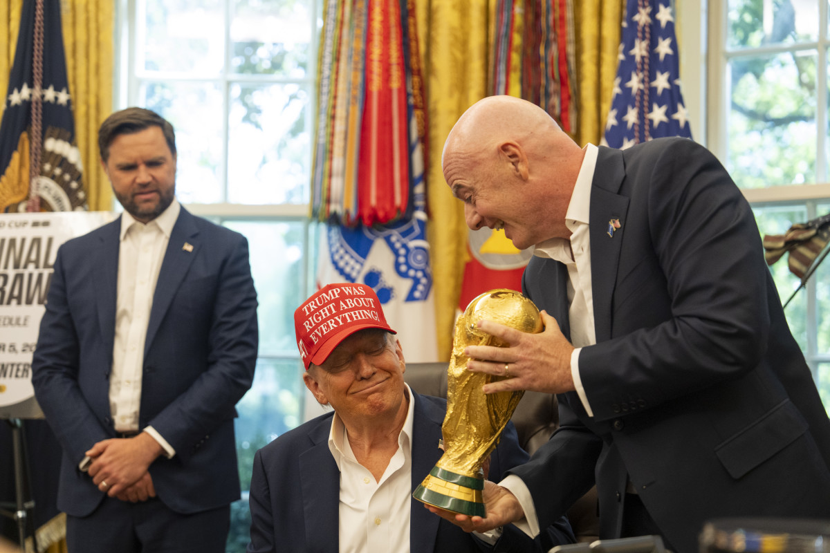 POTUS Donald Trump Makes Big FIFA World Cup 2026 Announcement