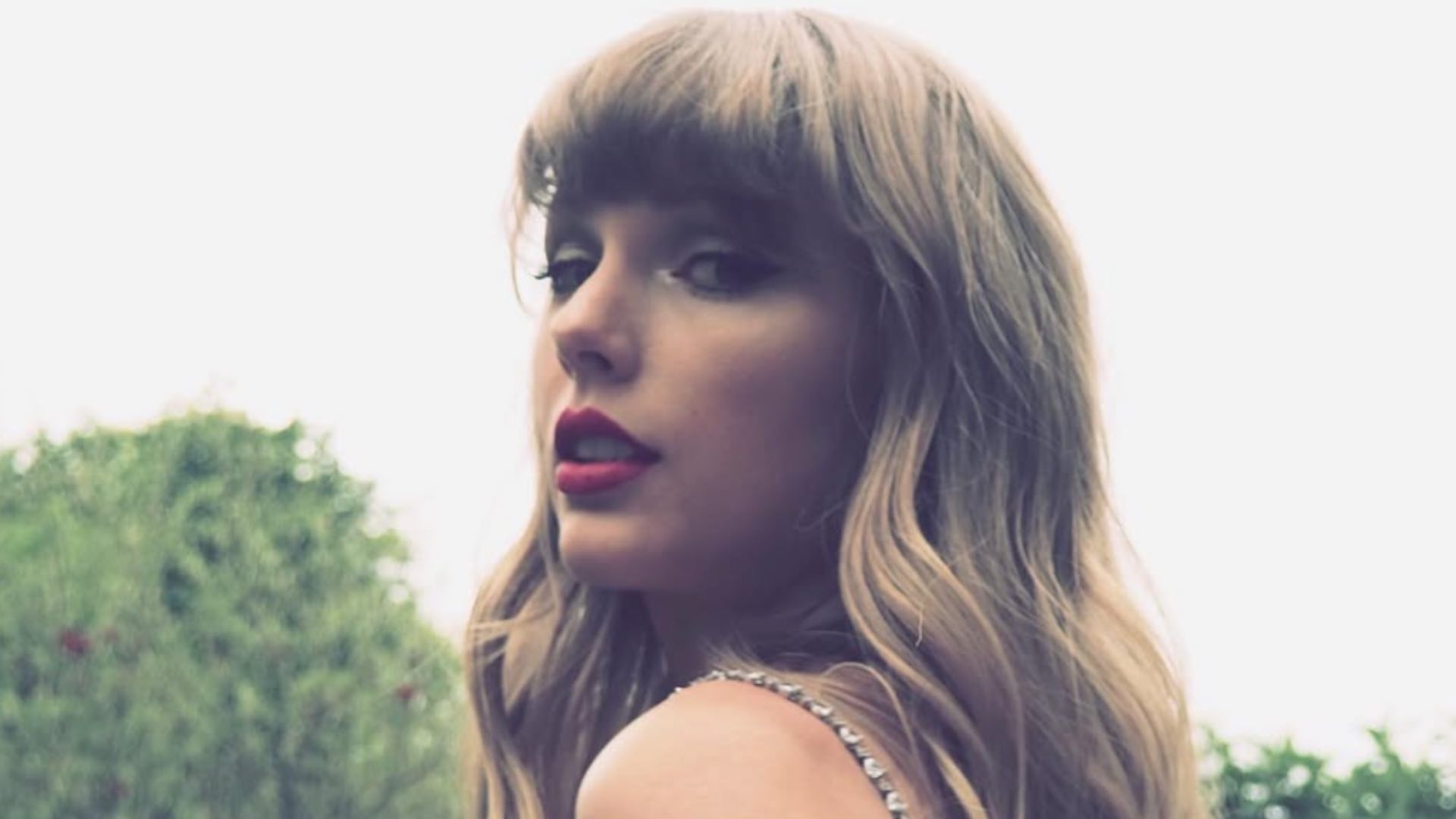 Taylor Swift breaks her demure image with album cover that divides fans