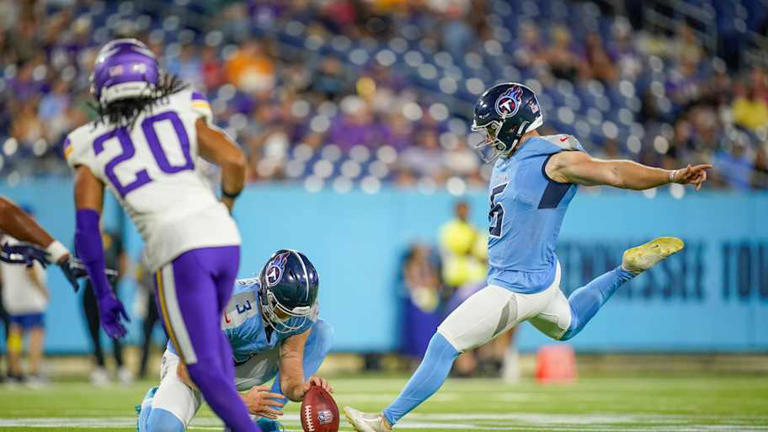 Titans Kicker Sets Unofficial Franchise Record