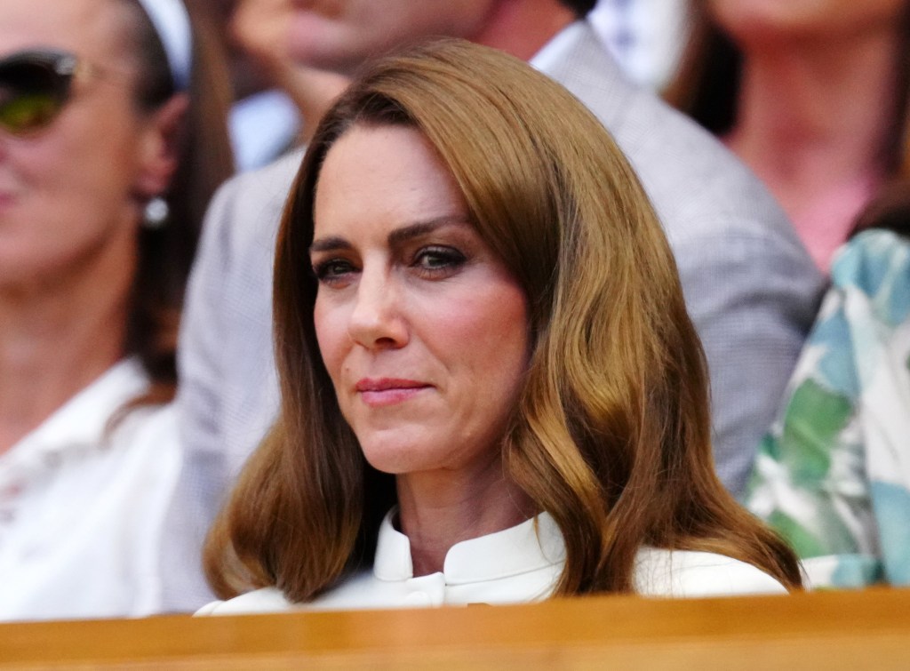 Kate Middleton shows off light blonde hairdo as she attends Balmoral ...