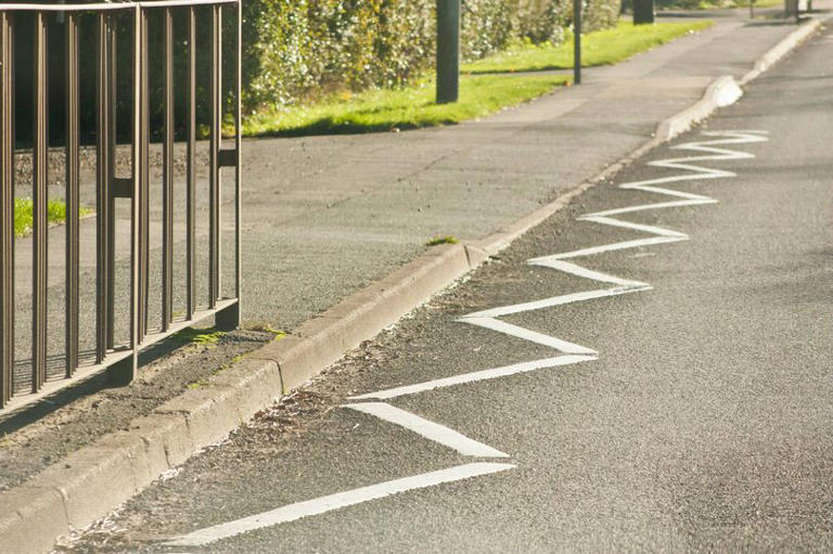 Driving expert shares little-known meaning of 'confusing' zig-zag markings