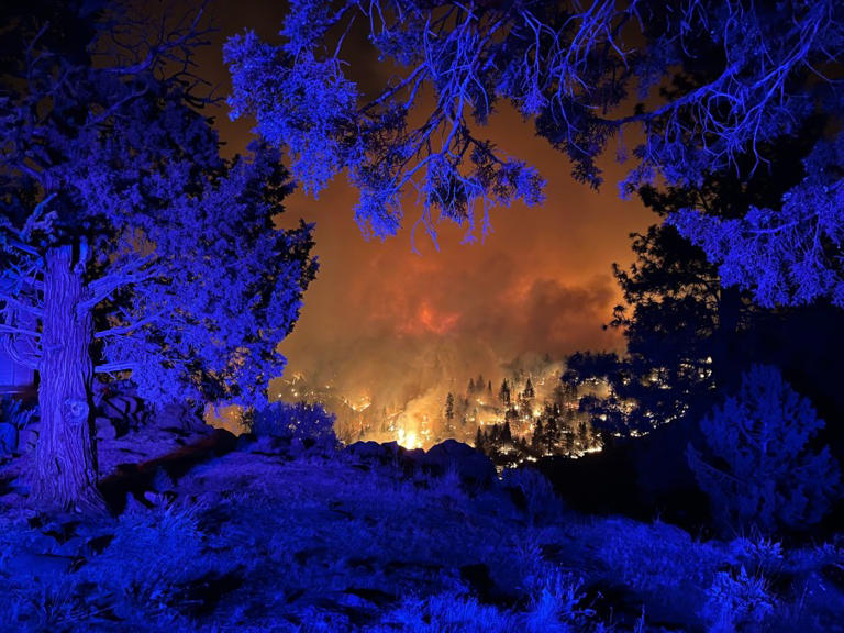PHOTOS: Central Oregon’s Flat Fire continues growing, nears 22K acres