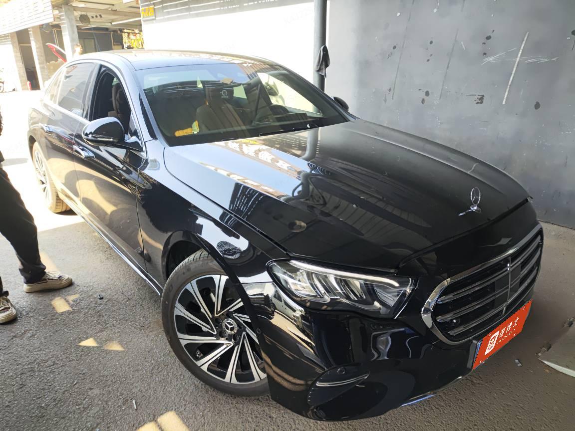 奔驰 奔驰E级 2024款 改款 E 300 L 豪华型实拍图