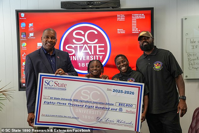 Youngest farmer in the US receives full scholarship to South Carolina ...