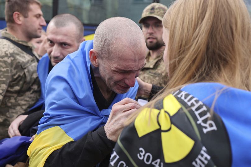 Zelensky : "Chaque jour, nous repoussons cette guerre"