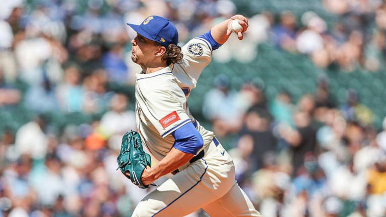 Raleigh sets record, Gilbert strikes out 13 as Seattle Mariners thump ...
