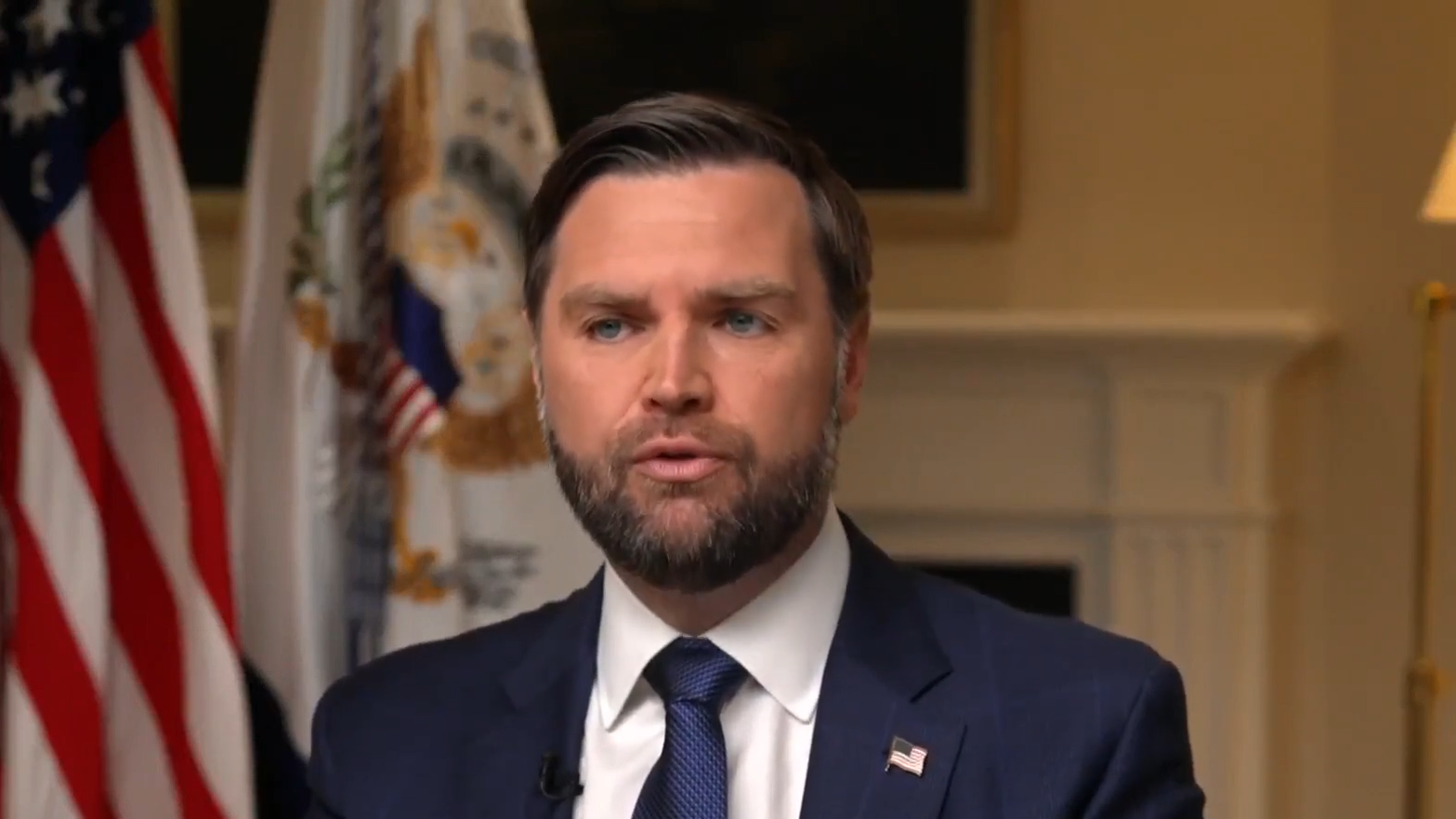 'The President Has A Lot Of Cards': Doofus JD Vance Believes Putin Is ...