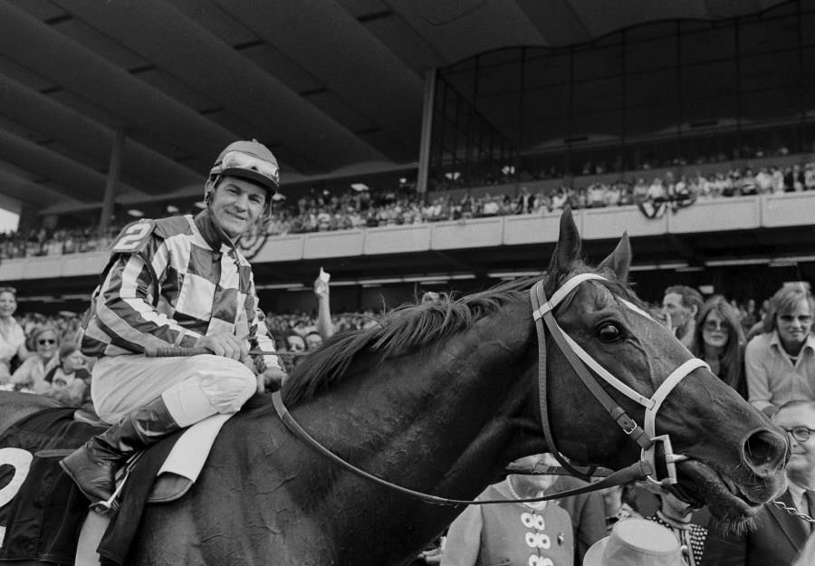 Hall of Fame jockey Ron Turcotte dies at 84; remembered as horse racing ...