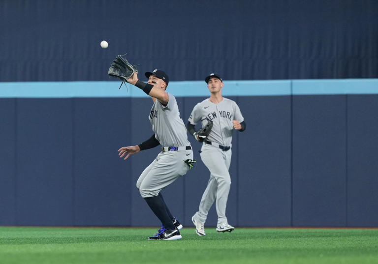 Aaron Judge still stuck in ‘brutal’ Yankees waiting game after taking ...