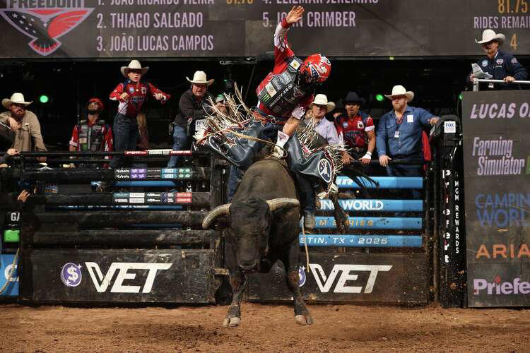 Gambler Days: Depleted Austin Gamblers down Texas Rattlers anyway