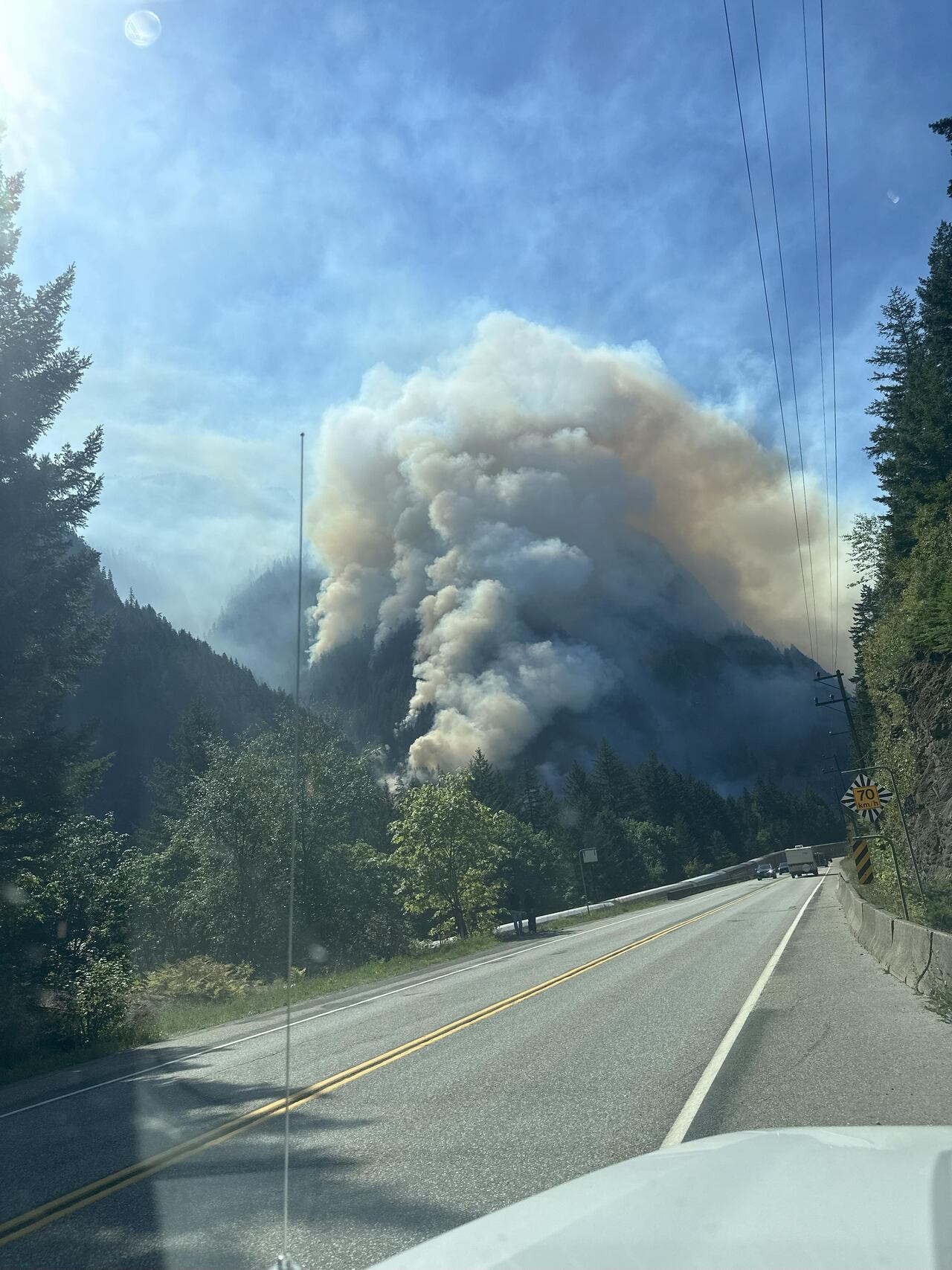Wildfire prompts evacuation alerts north of Hope, B.C.