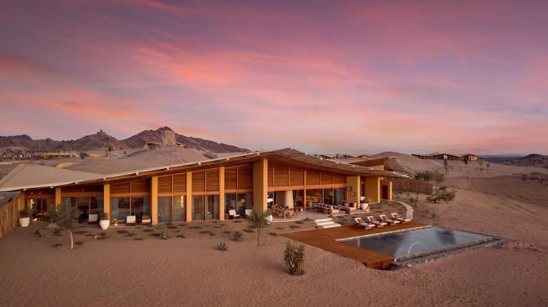 5 luxury hotels in Saudi Arabia to book for an extraordinary long ...