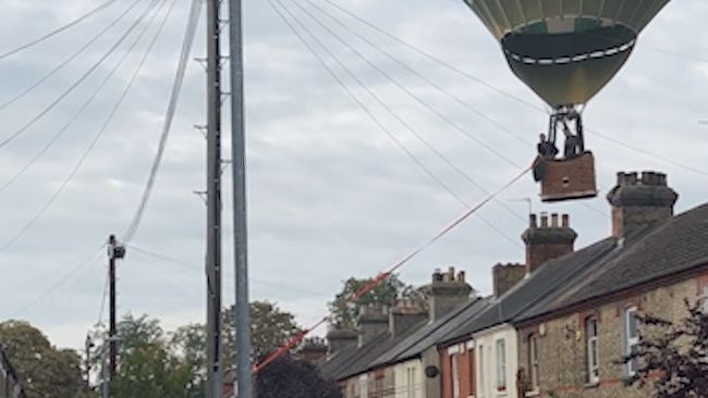 Dramatic Footage Shows Hot Air Balloon Landing on English Residential ...