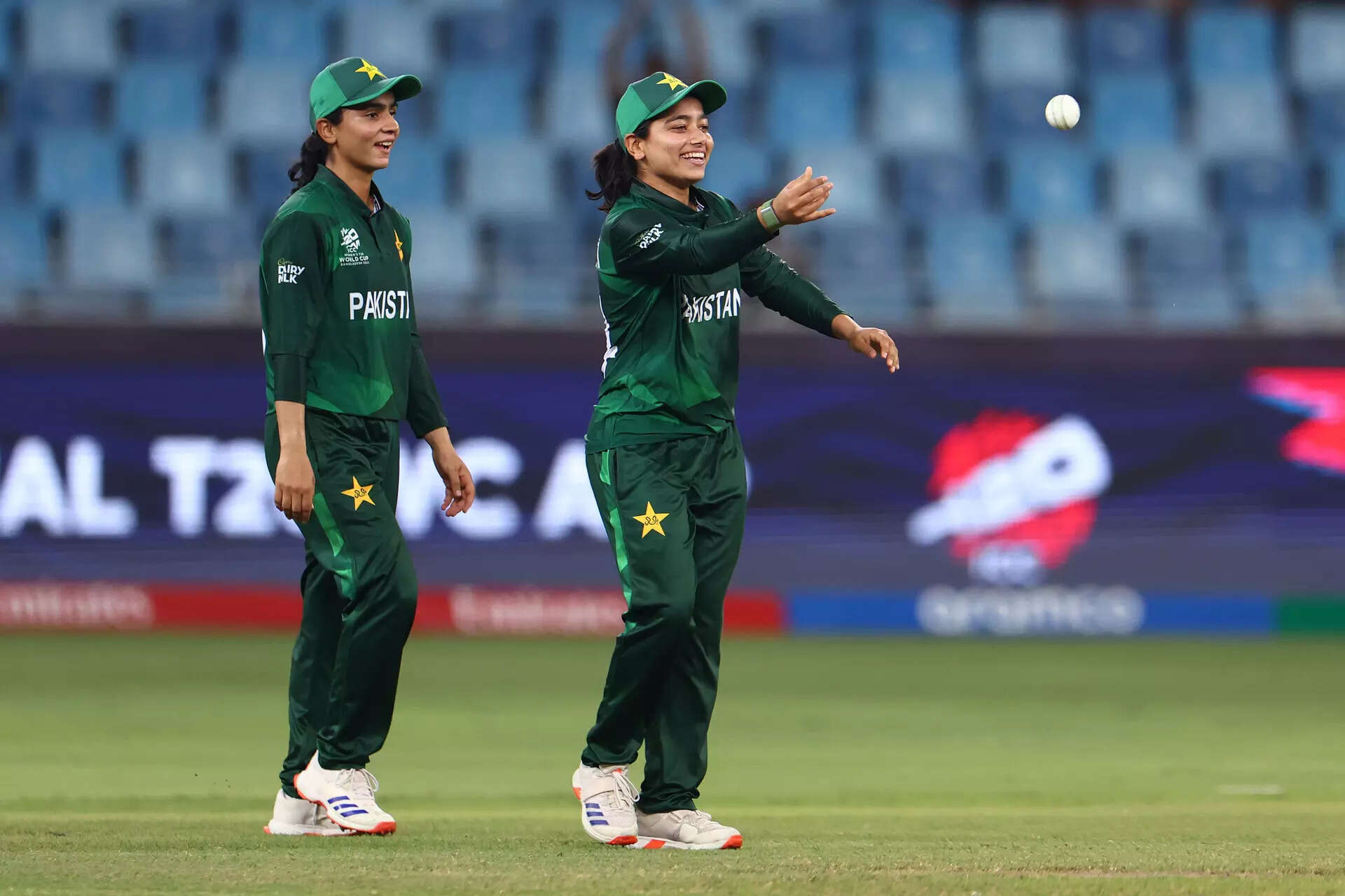 Women's World Cup 2025: Seven debutants in 15-member squad; Fatima Sana ...
