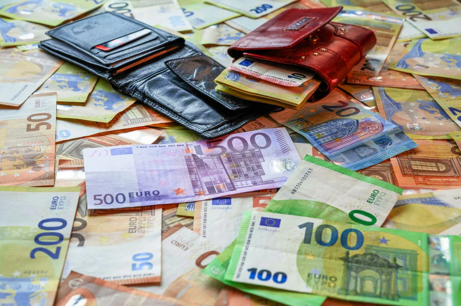 Τι ώρα πληρώνονται οι συντάξεις Σεπτεμβρίου σήμερα