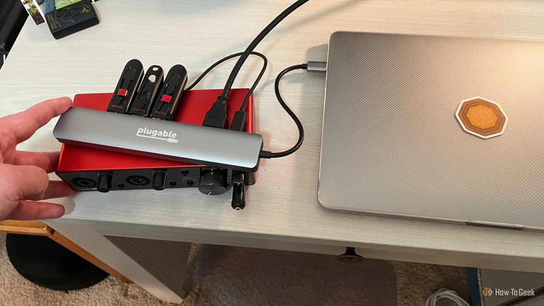 Blue, black, or red? What your USB port colors actually mean