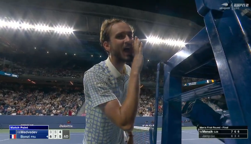 US Open star screams at umpire after 'crazy' blunder