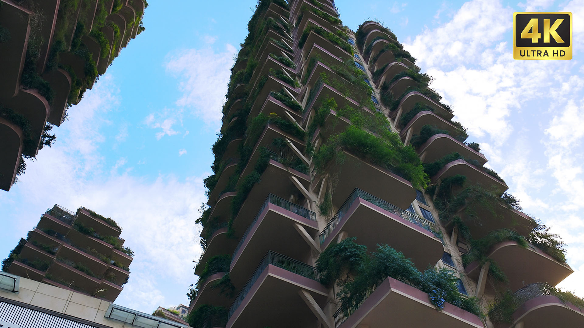 Sky Garden Living Complex Walk – China 4K