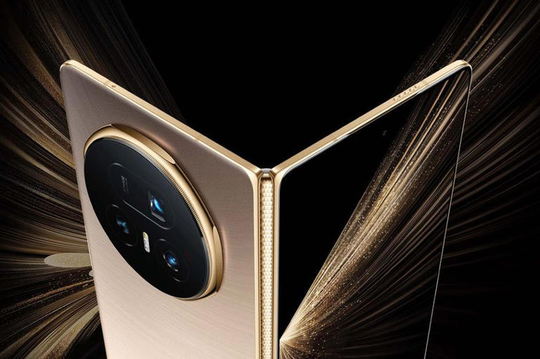 Honor confirms Magic V5 will launch this week with Android 16 and seven ...