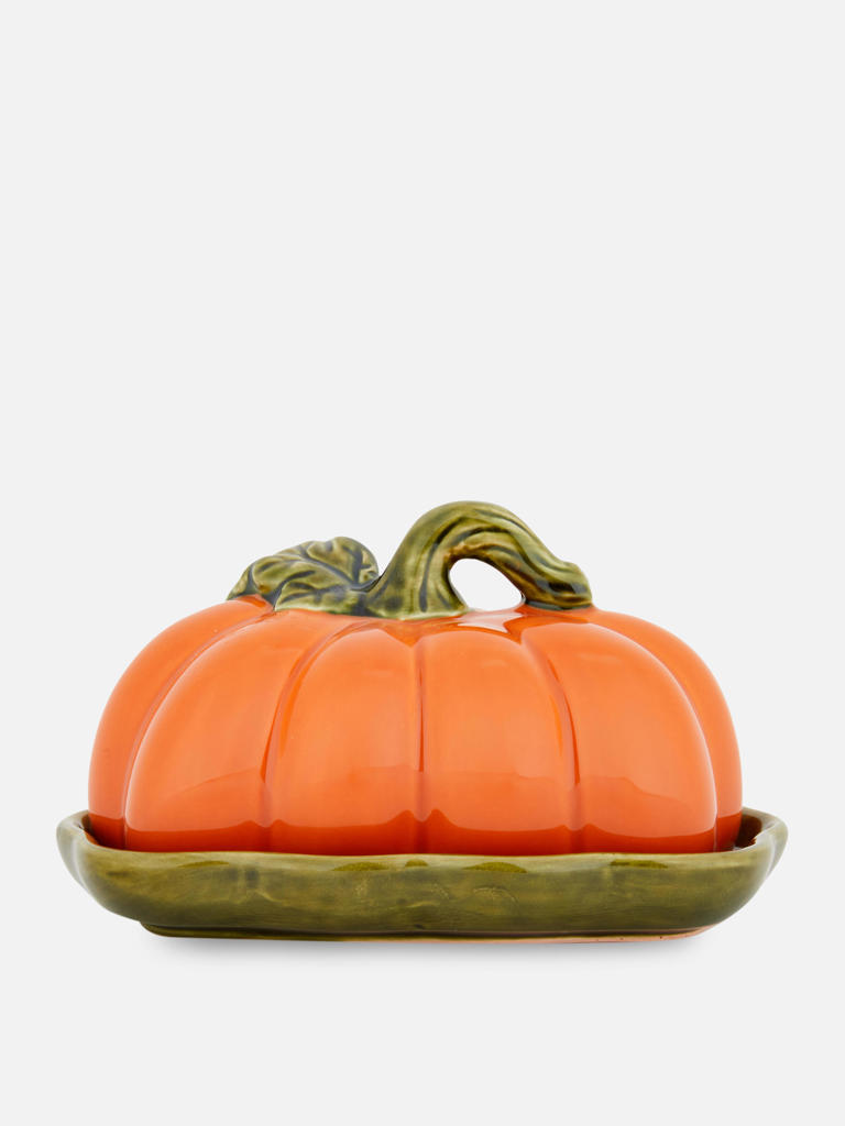 Primark is selling pumpkin tableware that looks just like Le Creuset ...