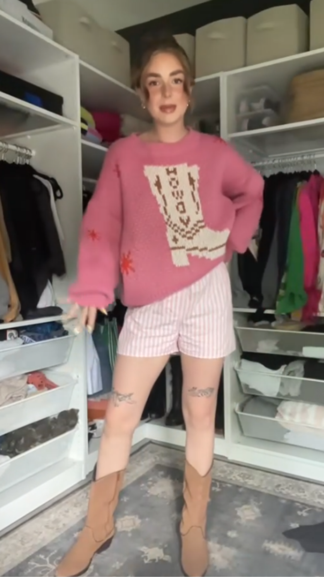 Check Out This Girl Rocking Her Amazing Outfits and Style